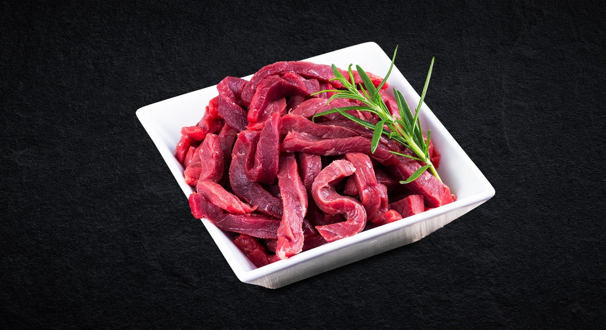 Fresh Irish Angus Beef Chuck Strips, 500g - Shop Now - Meats & Eats